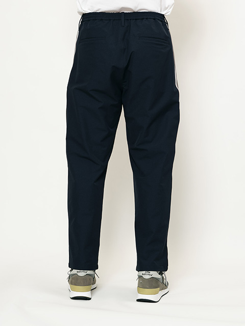 LINE PANTS：PANTS：WHIZLIMITED
